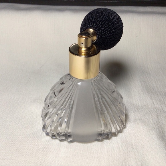 I.Rice | Accents | Vintage I Rice Art Deco Perfume Bottle With Air ...